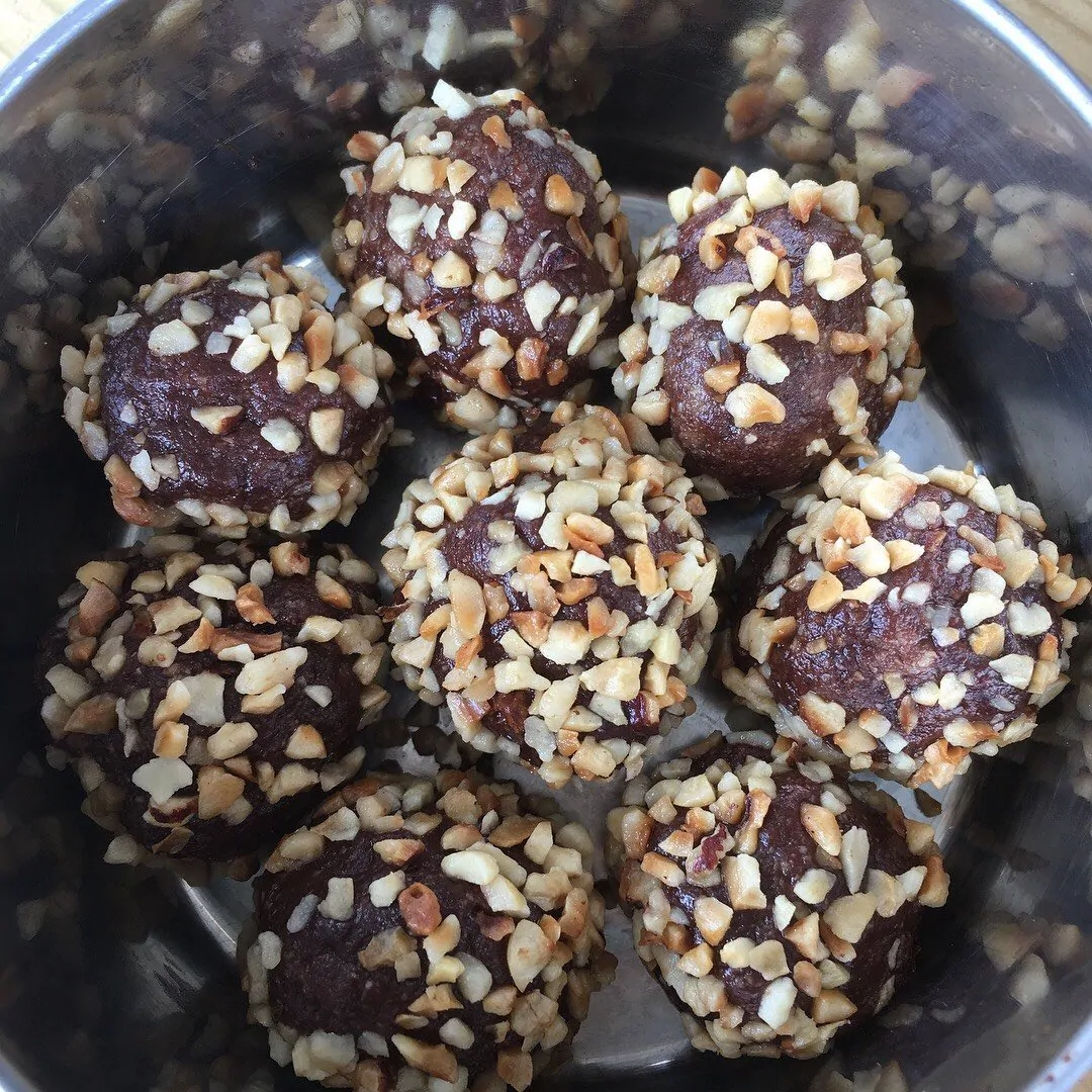 Healthy Ferraro Rocher - Lunchbox Doctor